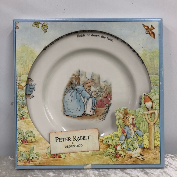Wedgwood | Dining | Vintage Peter Rabbit Wedgwood 992 Cake Plate ...